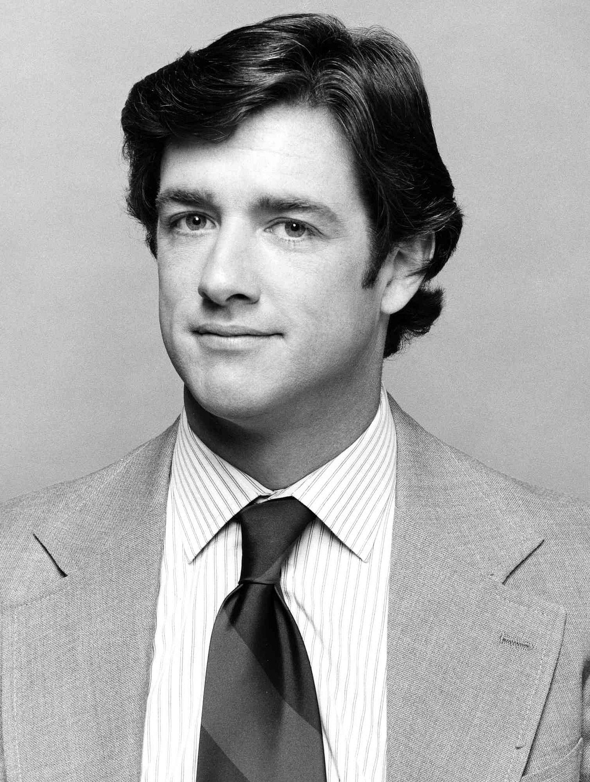 Doug Sheehan, Star of 'Knots Landing' and 'Clueless', Dies at 75