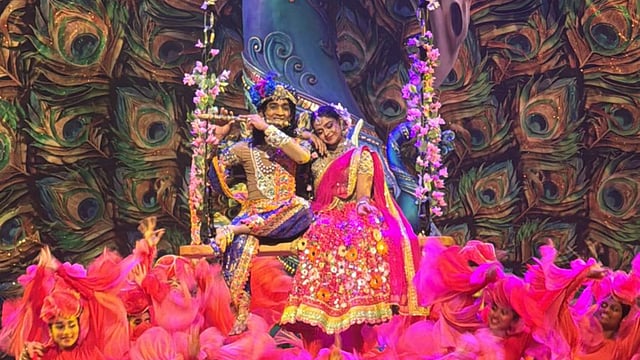 EXCLUSIVE: Singer Antara Nandy debuts as an actor in Rajadhiraaj musical