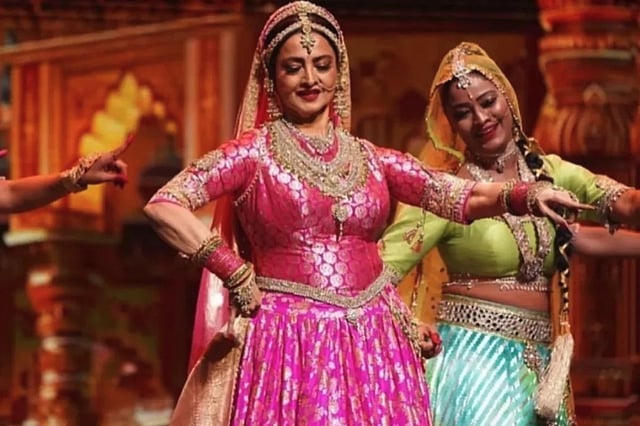 Five iconic Indian actresses who effortlessly juggled acting and dance