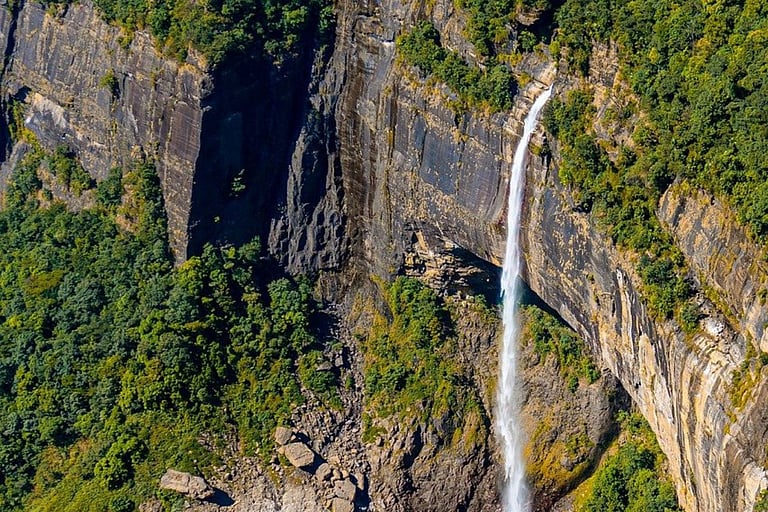 Places with the most rainfall on earth