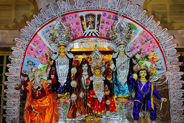 Your ultimate 'bonedi barir pujo' guide: Seven iconic Durga Puja ...
