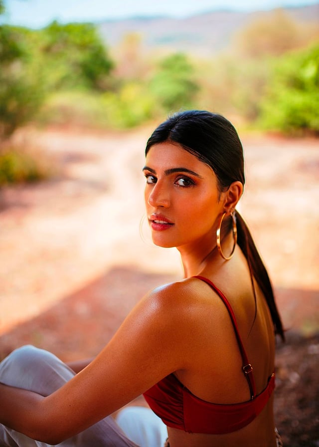 Proudly a Bengaluru girl, Medha Rana is making heads turn in Bollywood and how!