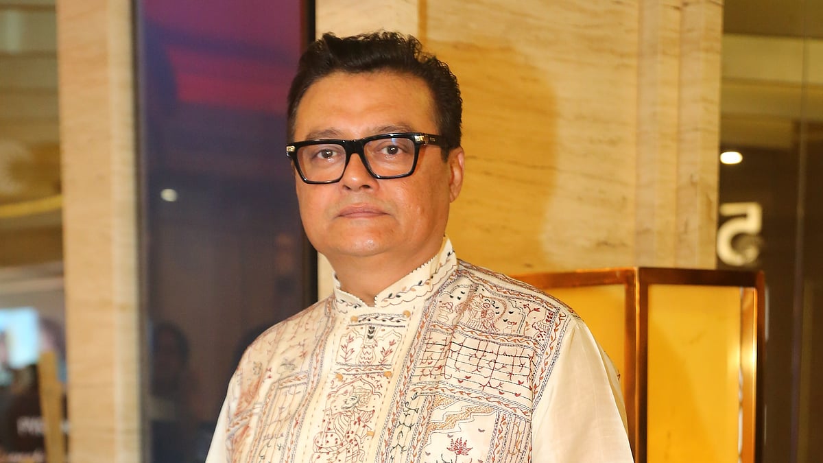 In Pics: Premiere of ‘Jamalaye Jibonto Bhanu’