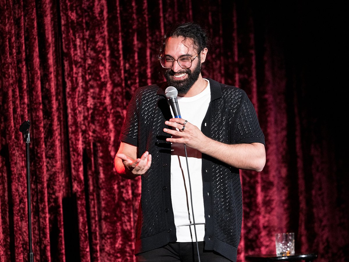 Ashwyn Singh, the Toronto-based comic comes to Hyderabad with his new ...
