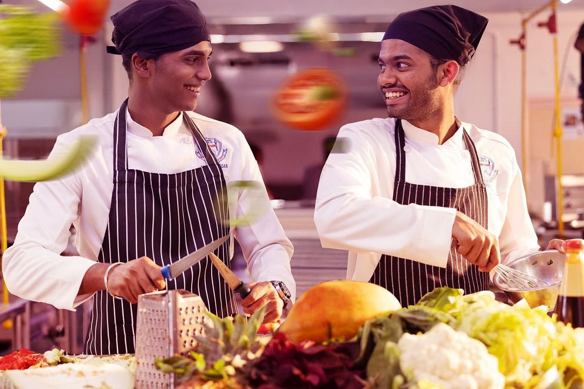 Dhanush’s NEEK trailer out: A breezy romance about love, heartbreak ...