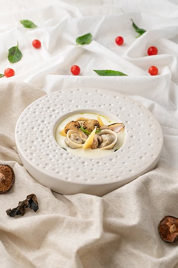 Celebrate Women’s Day in Mumbai: Exclusive Dining Experiences and Offers