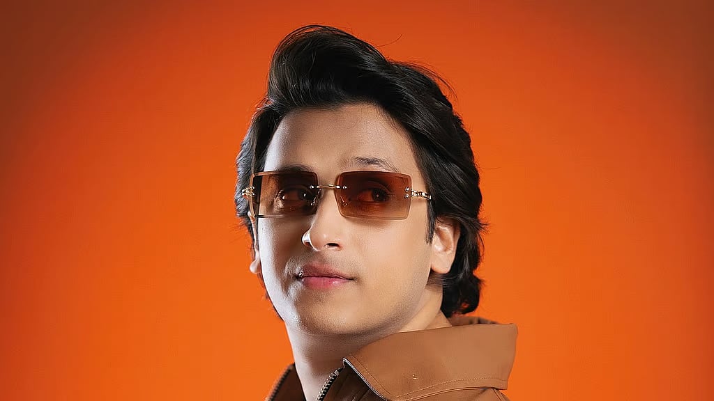 Meet Rahill Mehta: the dancing DJ in the house