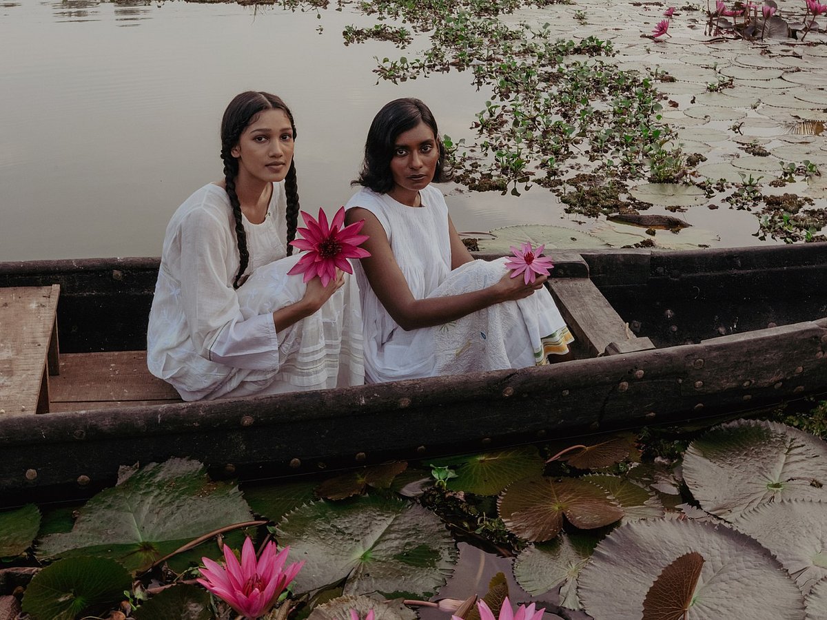 Notes on Fragrance carries the essence of smell like invisible ...