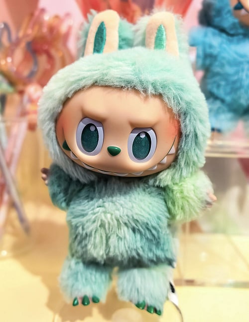 Labubu Fever: Five ways to tell if your labubu is a fake?