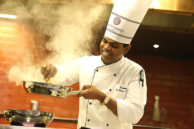 Ambur Kheema Biryani recipe by Chef Deena Dhayalan