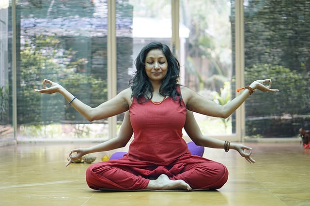 Elevate those senses with five sensory immersive yoga