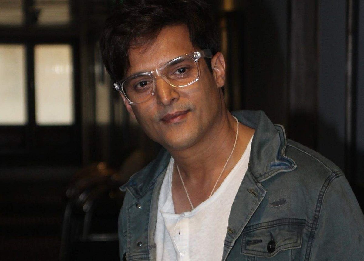 Bollywood actor Jimmy Shergill makes his TV debut with Garage Guru, a ...