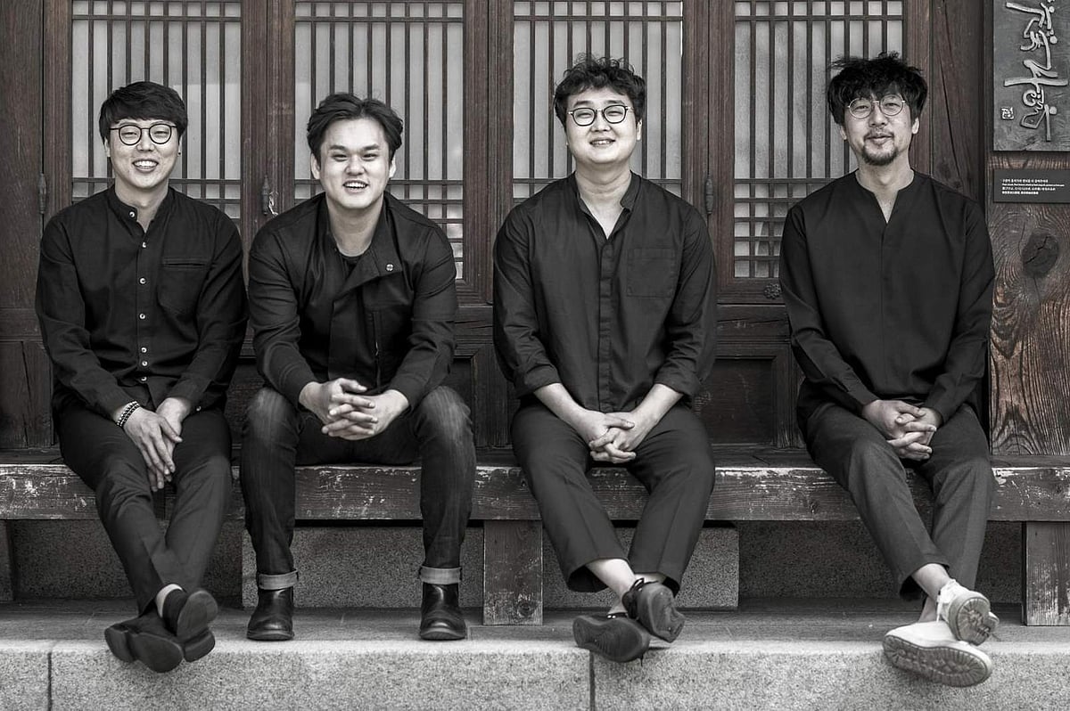 A dose of ajaeng and janggu by Korean band NaMu