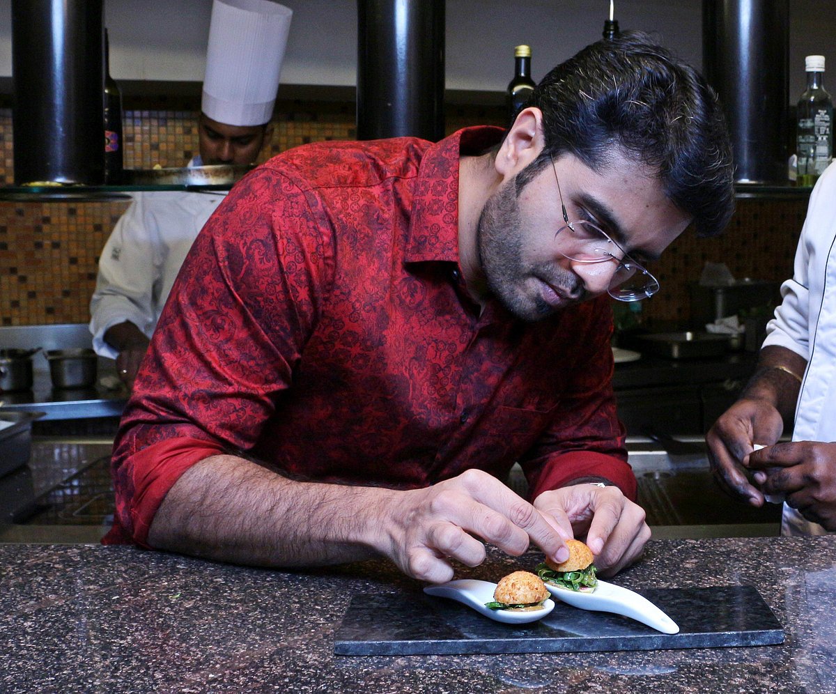 This CEO is a self-taught chef, his latest dining experience has a ...