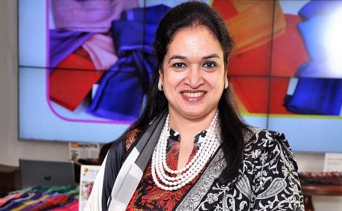 Get your hands on Kani and Jamwar shawls from Splendour of Kashmir's ...