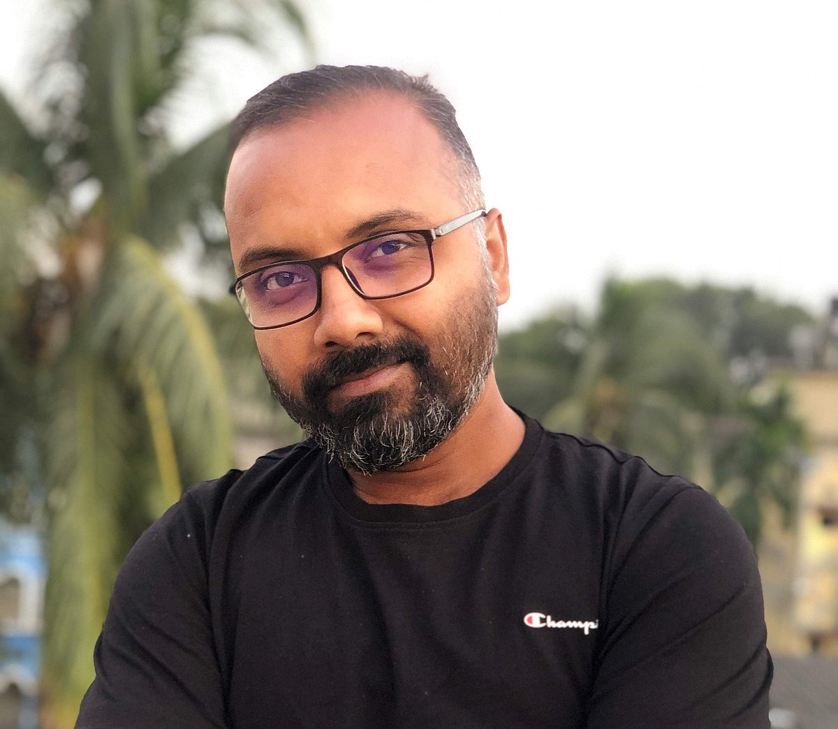 Special: City photographer Manas Maity captures the best of four Kolkata models