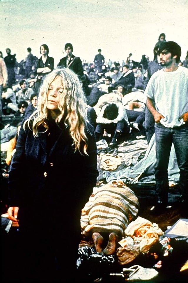 Photo special! Woodstock then & now: Fans dig out 1969 pictures ...
