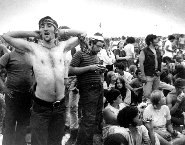 Photo special! Woodstock then & now: Fans dig out 1969 pictures ...