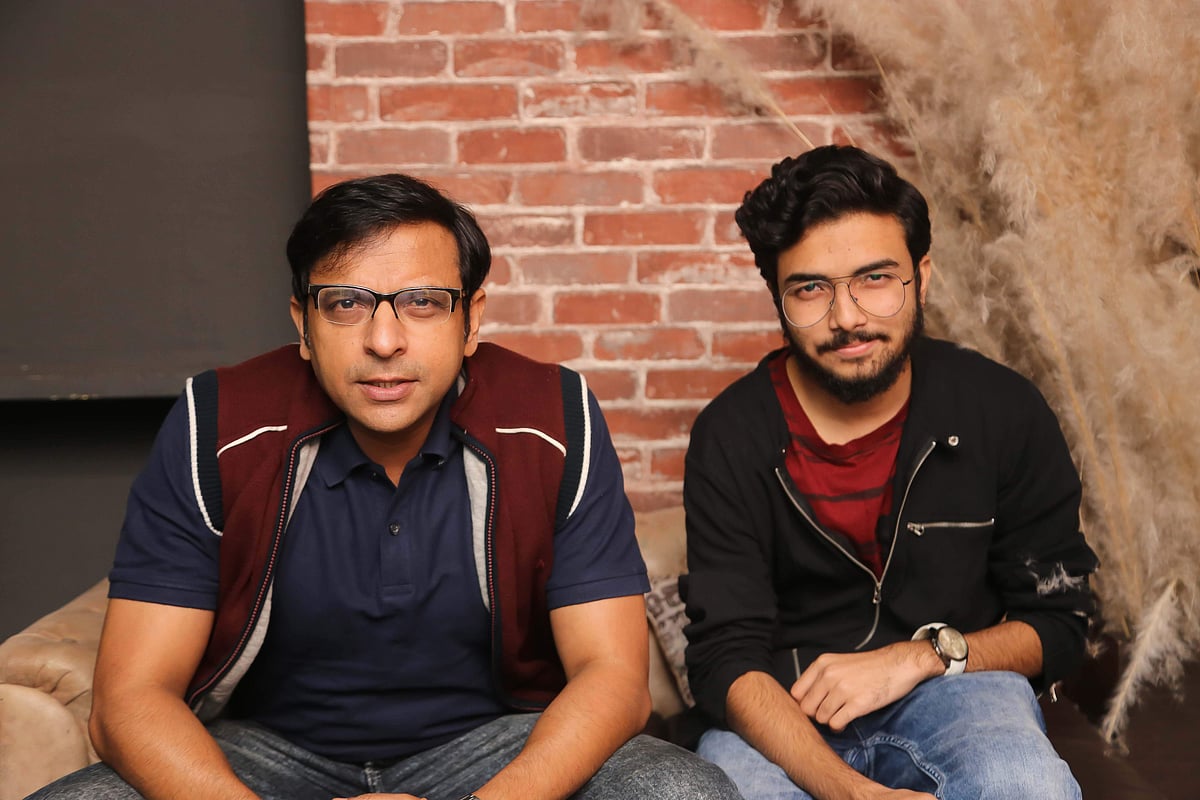 In pics: Rohan Sen launches trailor of his next film Ebhabei Golpo Hok ...