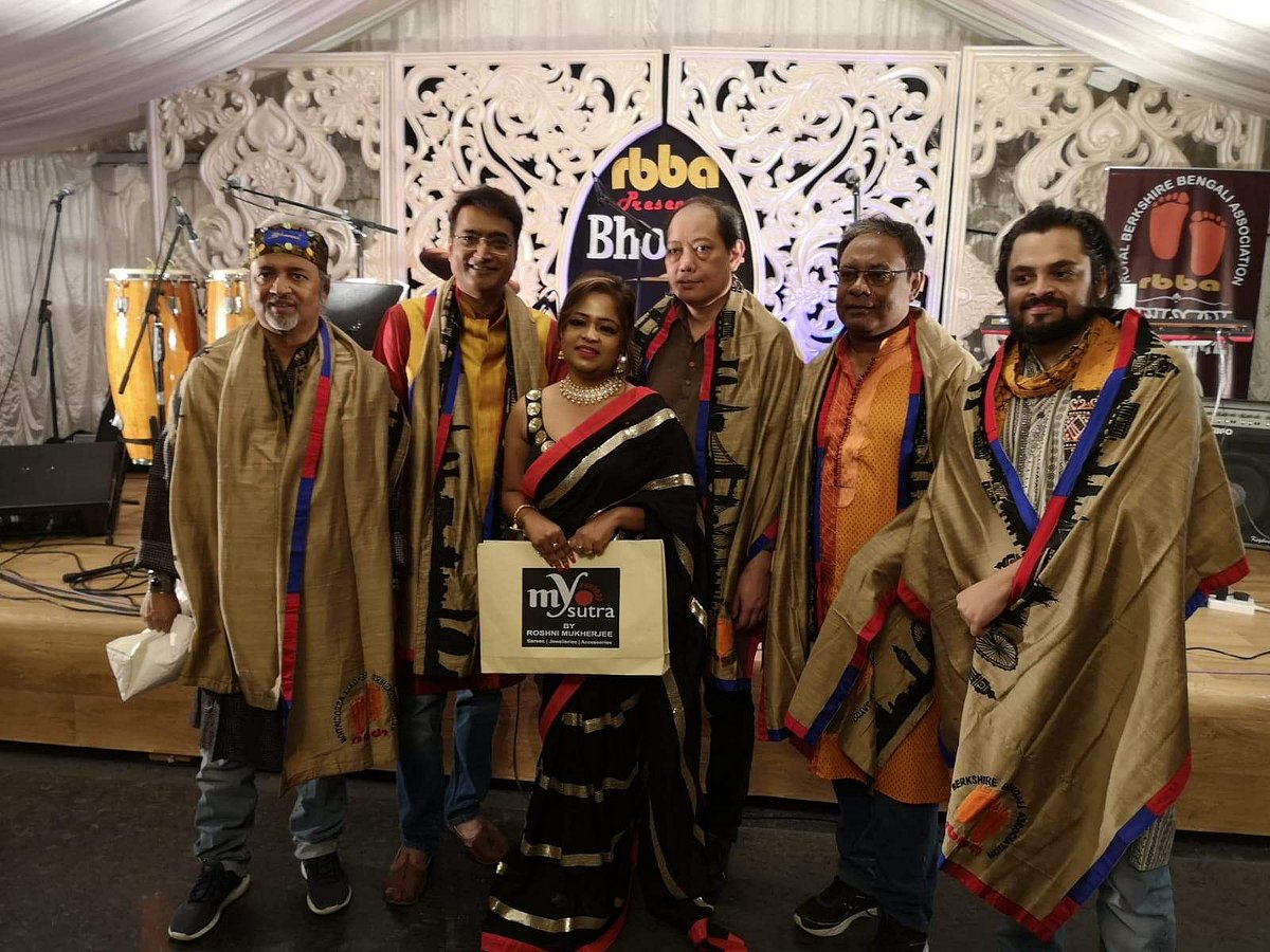 Interview: London-based couturier Roshni Mukherjee recycles saris for ...