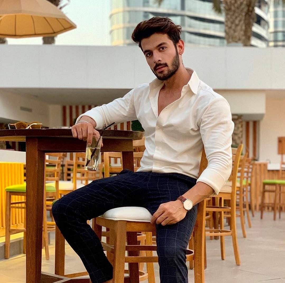 Fitness influencer Shayan Siddiqui to debut in the web series Bang ...