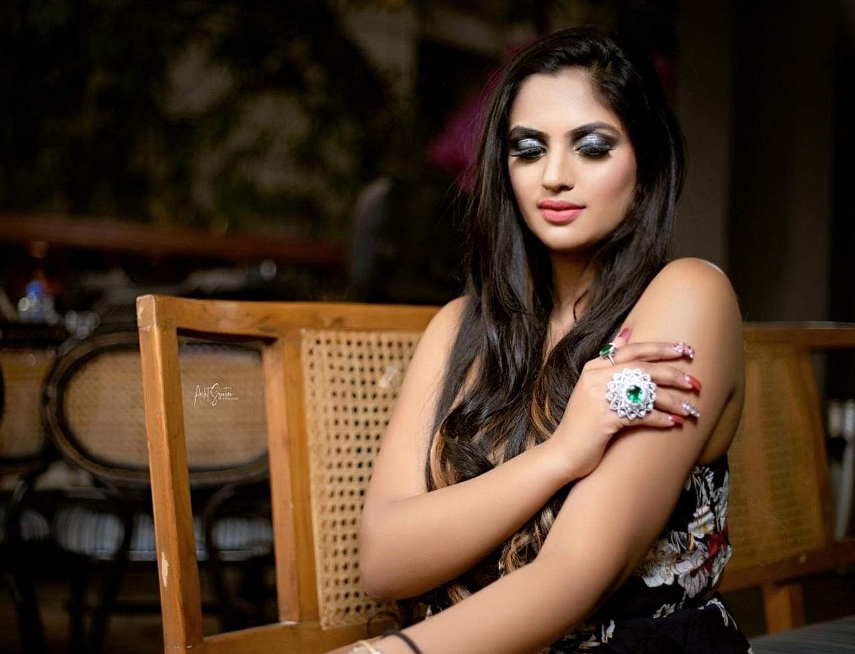 Actor Afreen Siddiqui collaborates with singer Kadir Thind, wishes to ...