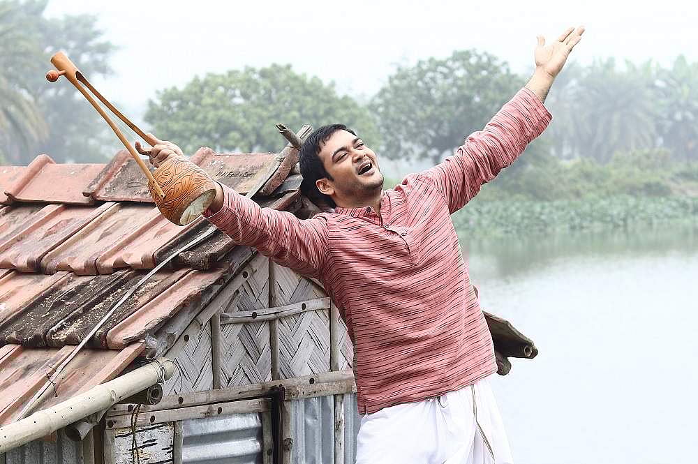 Netaji actor Abhishek Bose is winning hearts as a musician in Gangaram