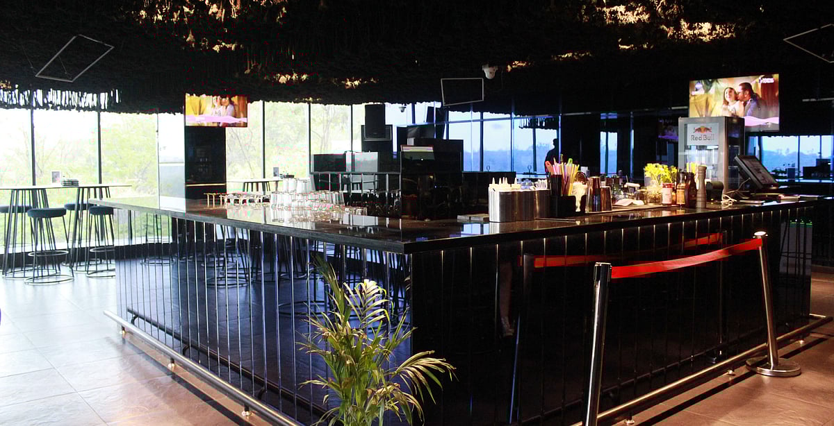 Blue Block Club in Hyderabad serves lip-smacking dishes, cocktails, and ...