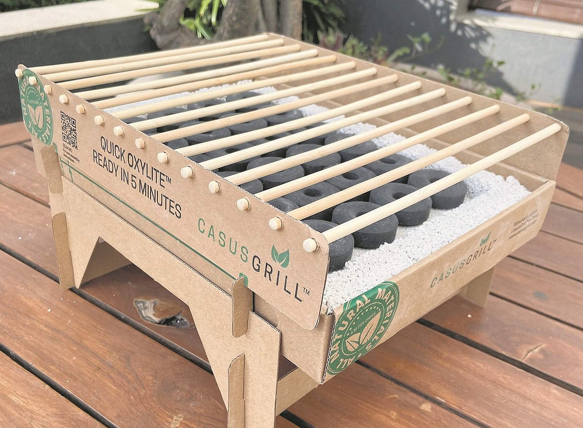 Weekend fun: This DIY Grill Kit made of cardboard is flameless and ...