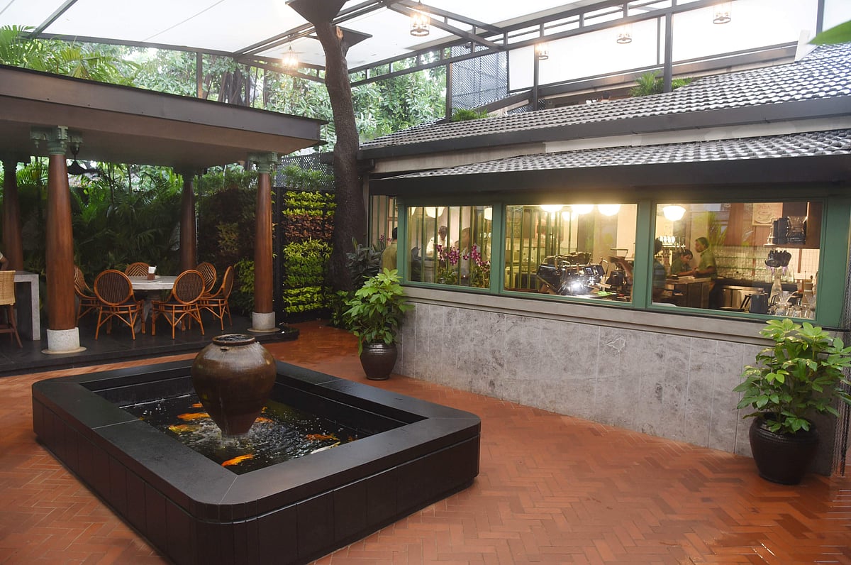 The Entrance Cafe on Taylors Road charms with a flavoursome menu and a ...