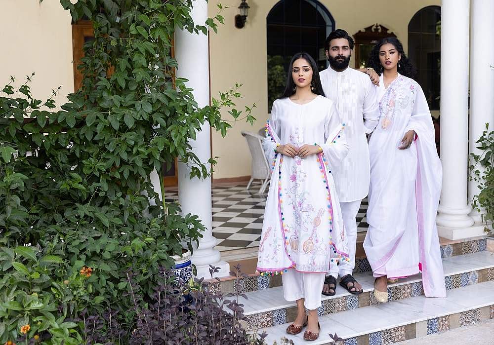 Kahani Lush's festive edit, Raag, pays homage to the late singer Lata ...