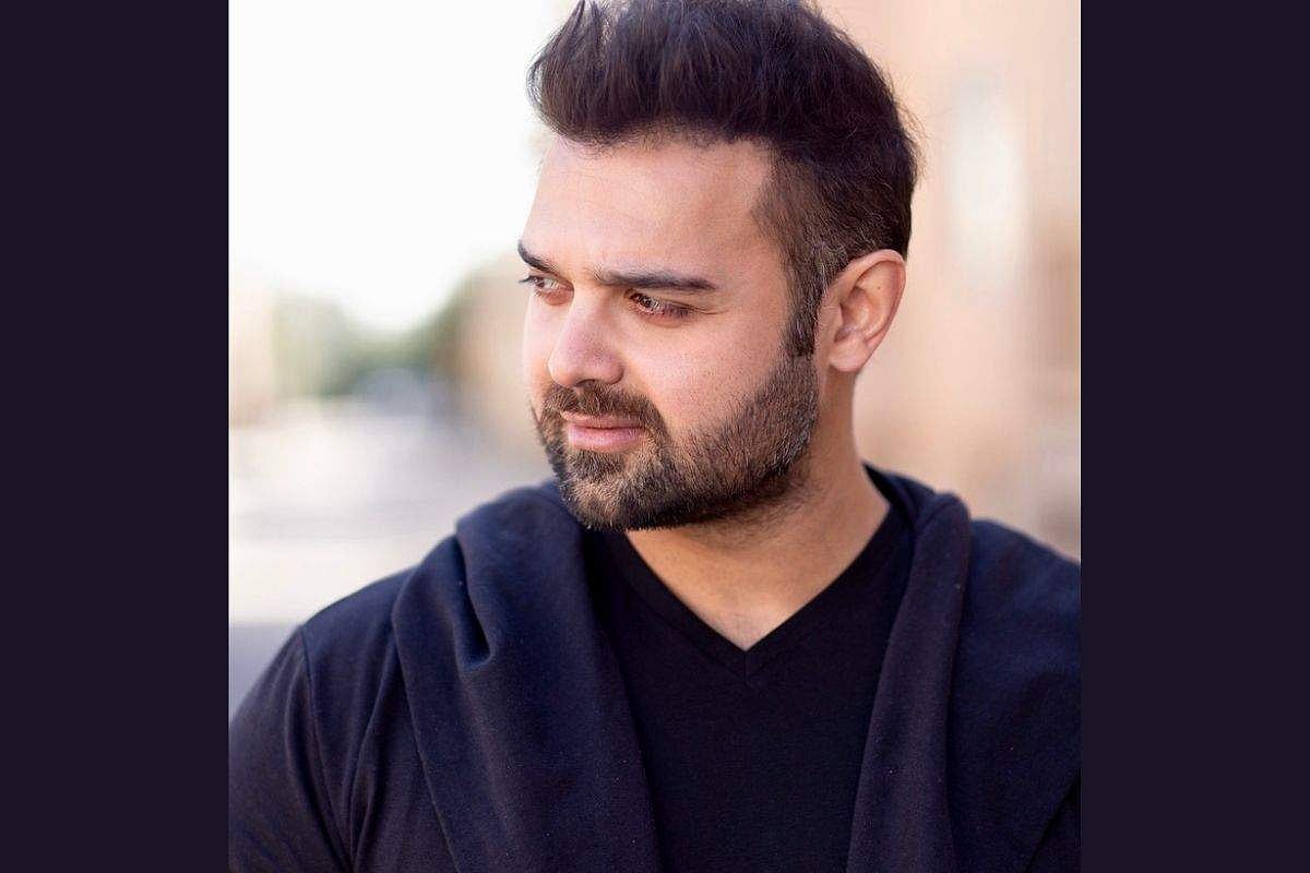 Mahaakshay Mimoh Chakraborty announces back to back projects!