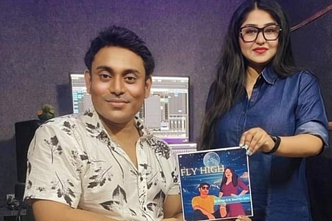 Soumita Saha collaborates with DJ Simon G for Fly High