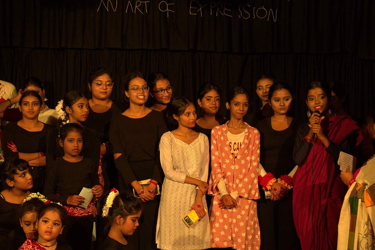 Witness the celebration of three years of Mudragraphy by Tithi Das