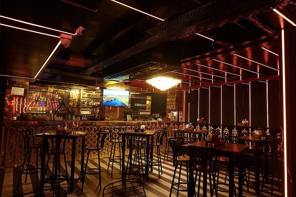 Sugar Daddy Pub & Rotisserie is all about good food & heady cocktails