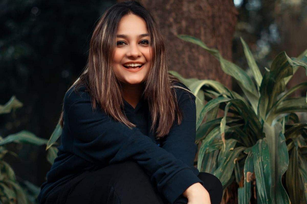 Swasti Mehul's upcoming single Dhool is a heart break track of an ...