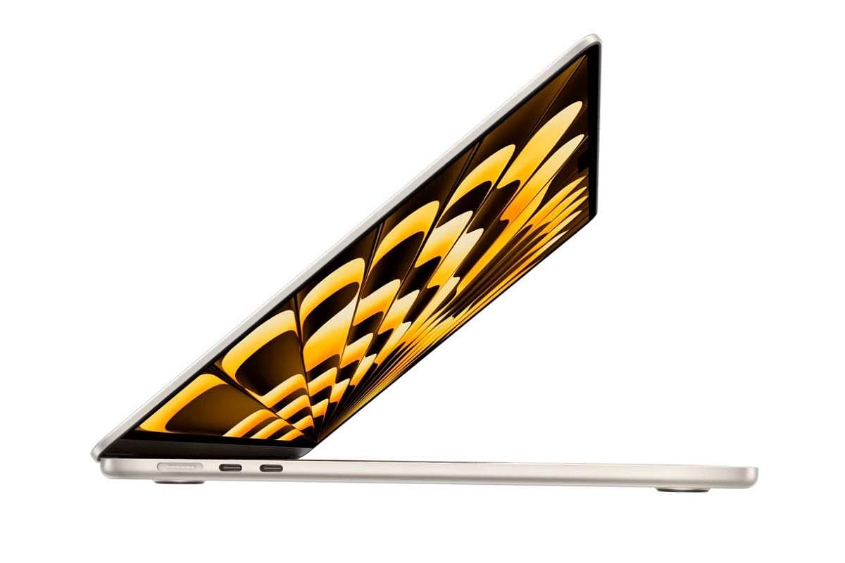 Apple may launch MacBook with Samsung foldable display