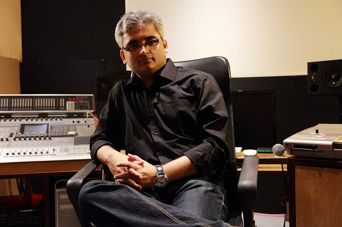 Kolkata musician Raja Narayan Deb creates wonders