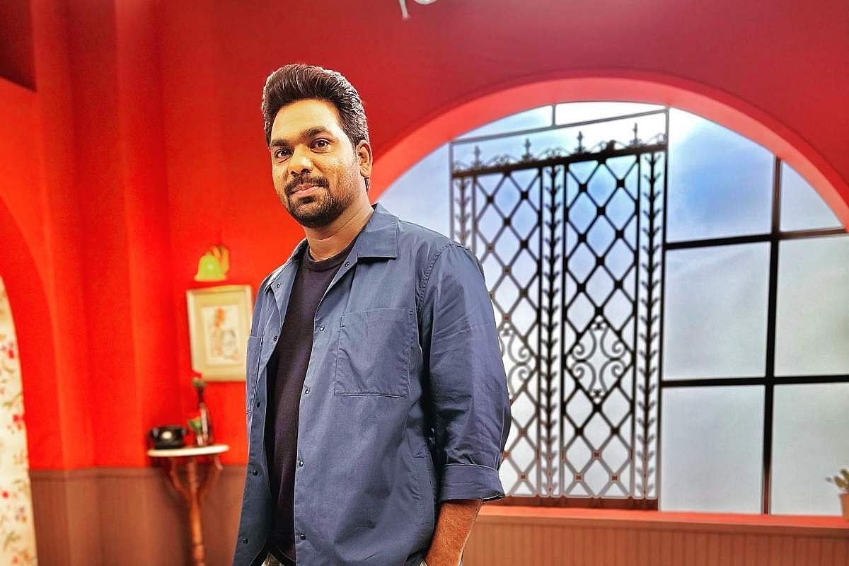 Laugh out loud with Zakir Khan