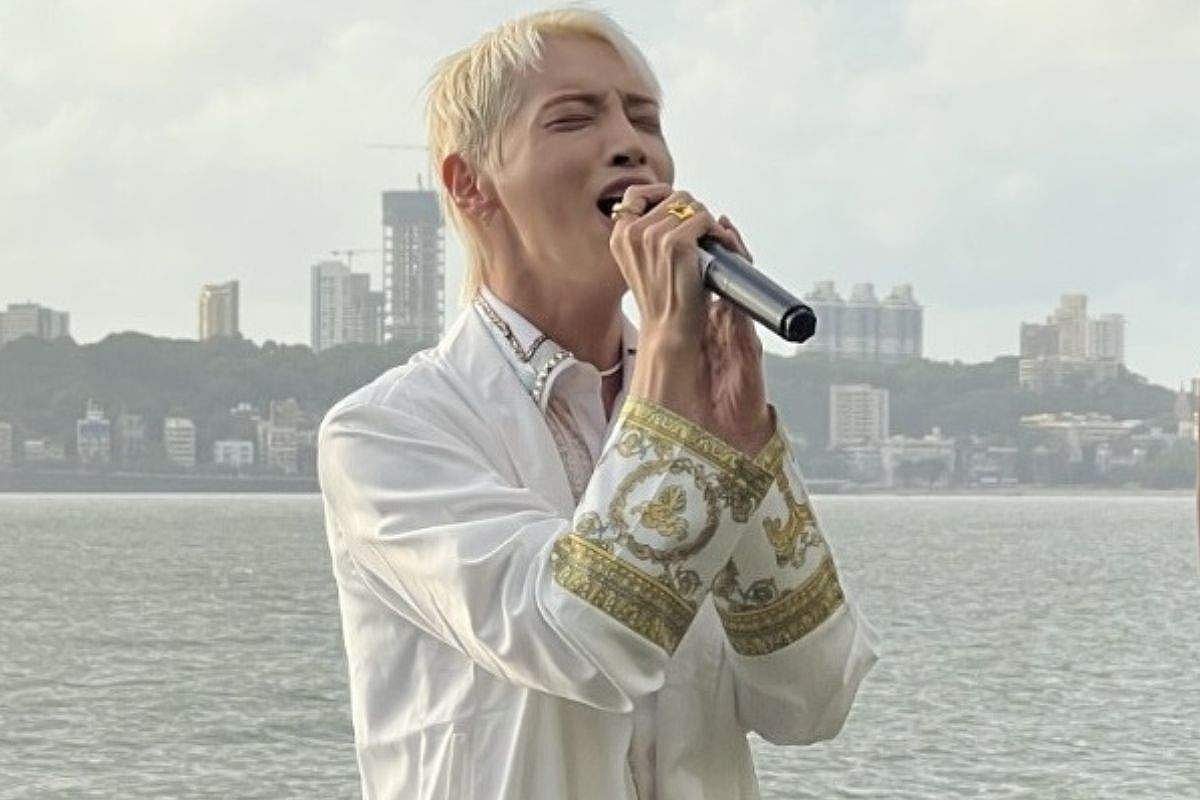 South Korean singer-composer Aoora performs RD Burman's 'Yeh Shaam ...