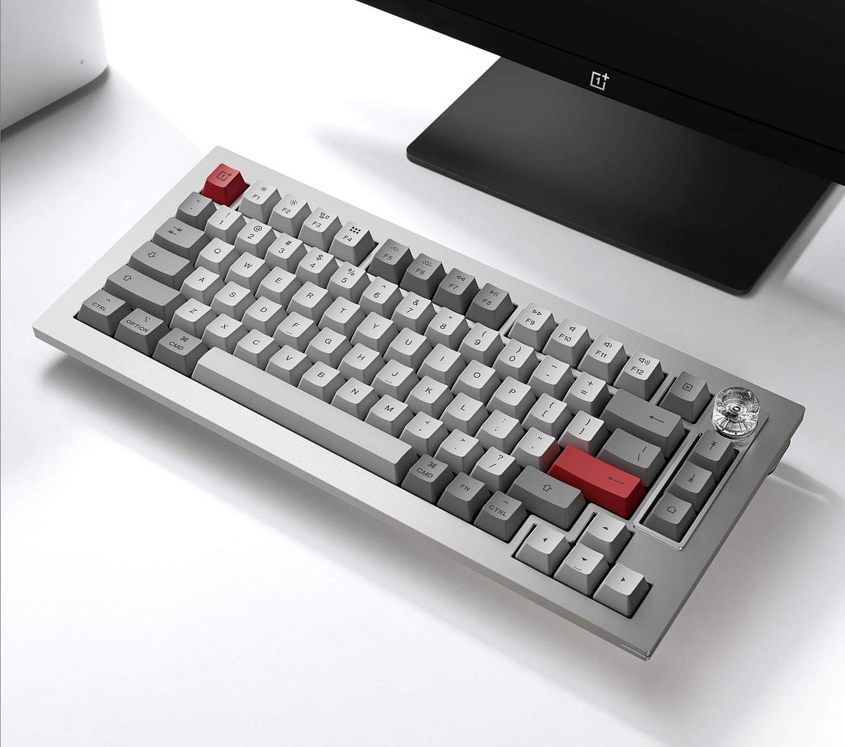 OnePlus Keyboard 81 Pro Review: Mechnical Keyboard, Keychorn, Light ...