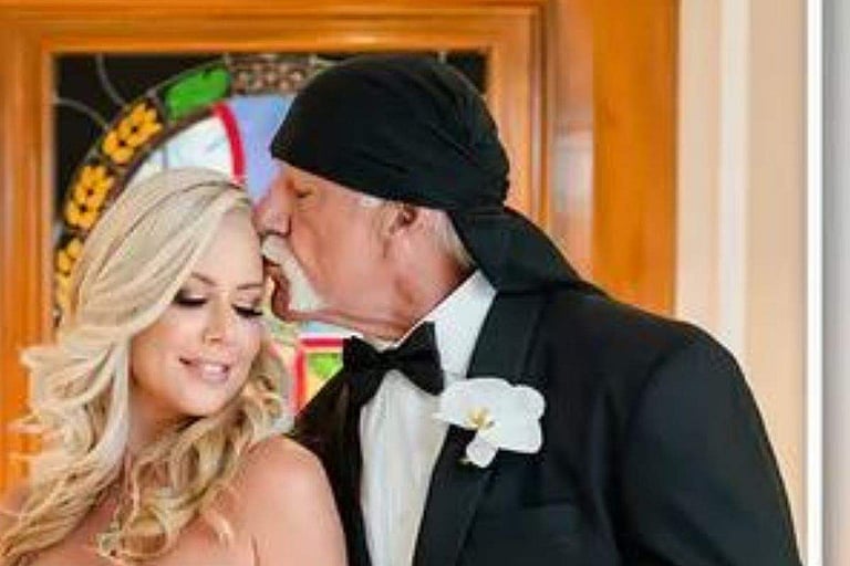 Hulk Hogan marries ldaylove Sky Daily in private wedding ceremony