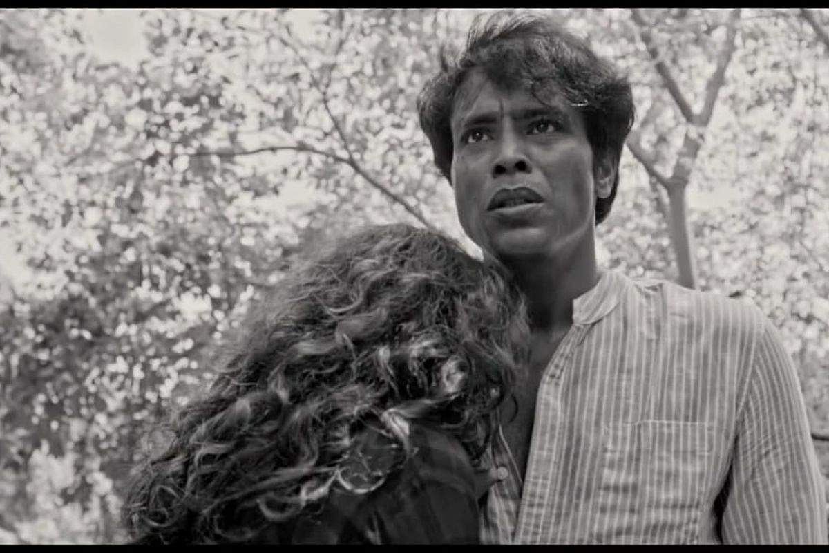 Filmmaker Hemwant Tiwari goes miles to promote his film Lomad