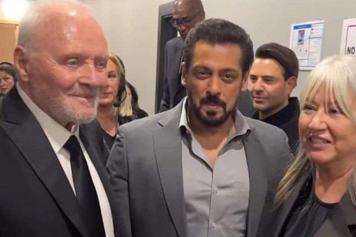 Salman Khan poses with Anthony Hopkins at the Joy Awards in Saudi Arabia