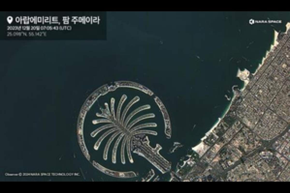 This nano-satellite captures Apple’s ring-shaped HQ, Palm Jumeirah