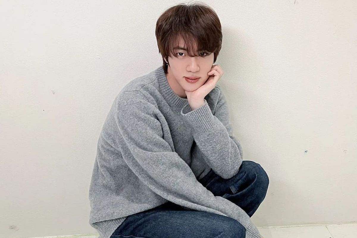 BTS’ Jin shares heartfelt New Year 2024 message, promises return saying ...