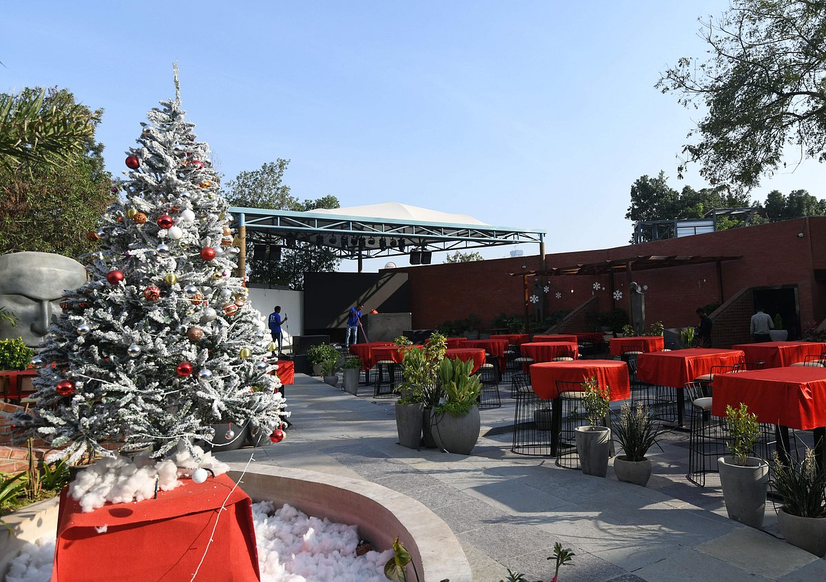 The newly opened Luno lounge is a one stop destination for all things ...