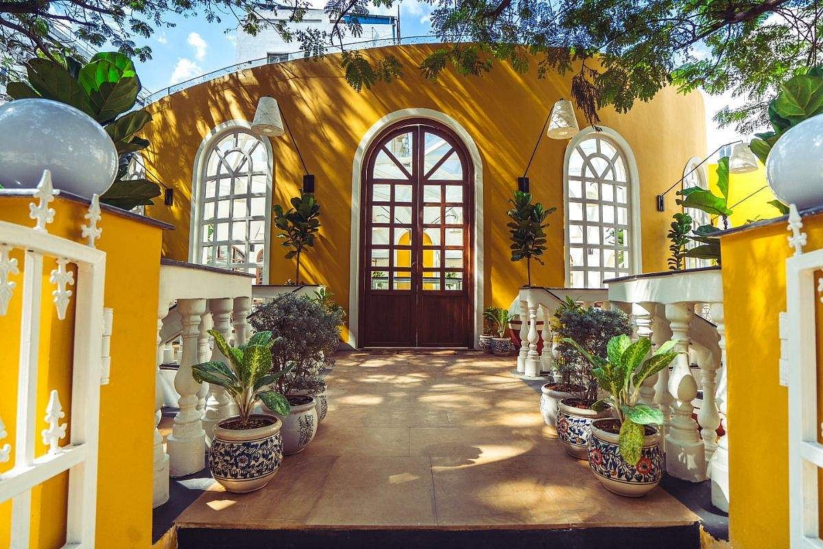 These uniquely designed cafés are becoming hotspots for people to come ...