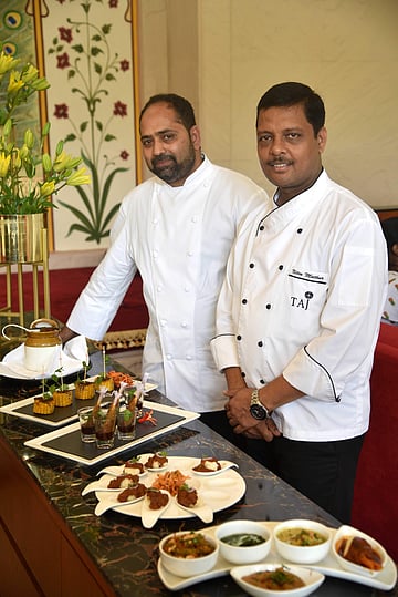Hyderabad Taj Krishna Elite Fine Dining Restaurant Buffet Lunch Price ...
