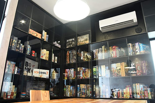 Review: The Board Game Lounge Cafe in Adyar | Gaming Cafe in Chennai ...